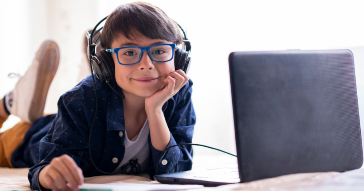 6 Simple Strategies to Reduce the Effects of Blue Light Exposure ...